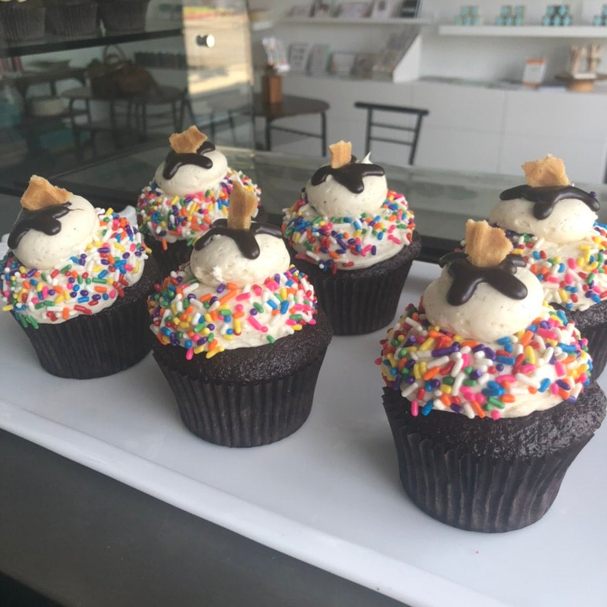 Mini Cupcakes | Sugar Lab Bake Shop